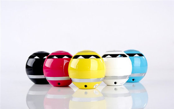 Handsfree phone wireless Bluetooth speaker gifts round bass portable mini stereo supplier